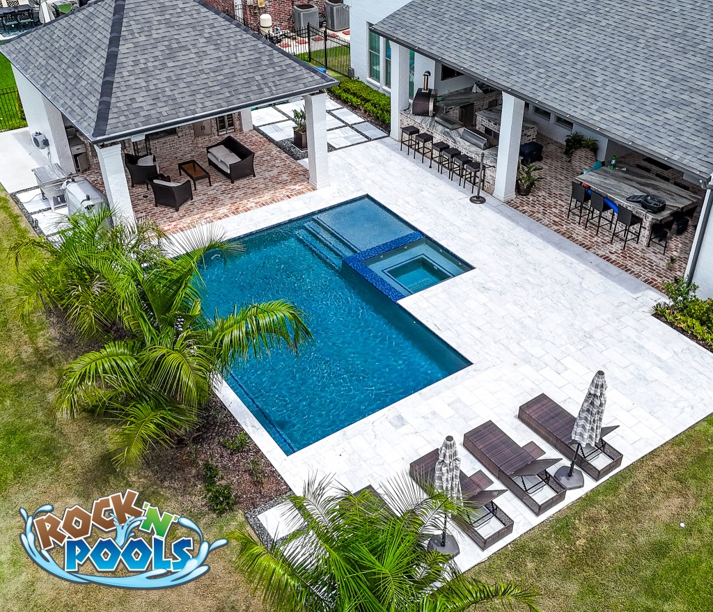 W Augusta – Rock'N'Pools