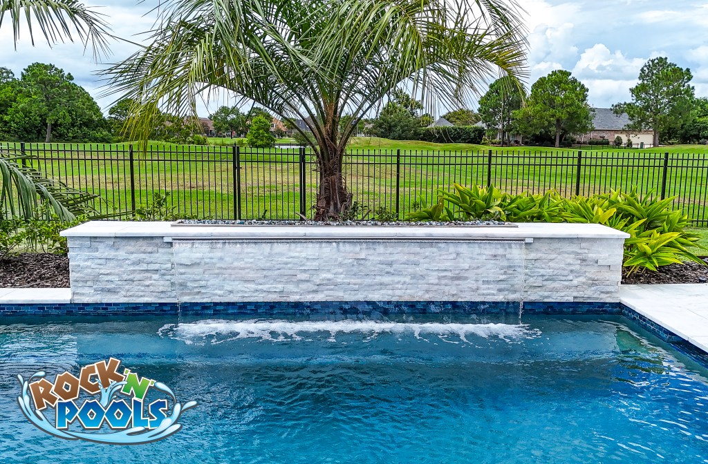 W Augusta – Rock'N'Pools